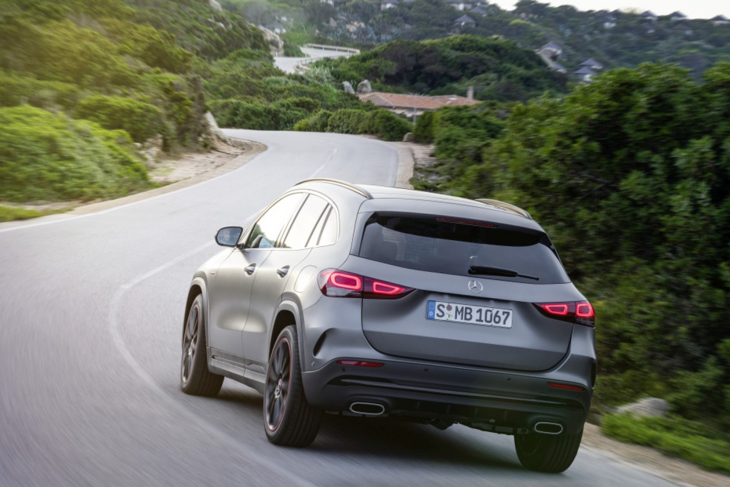 Mercedes-Benz GLA (H247) AMG GLA 35 (306 Hp) 4MATIC DCT